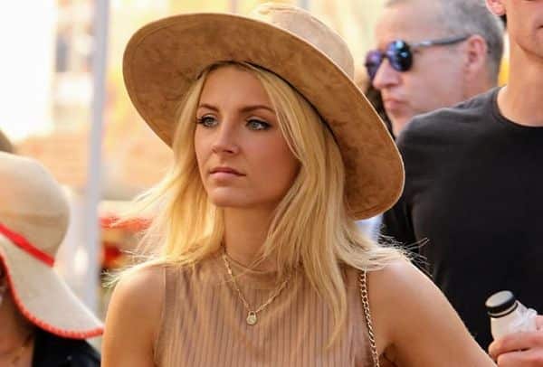 LIVING IN THE CITY: This Former Civil Servant's Now a Downtown Shutterbug