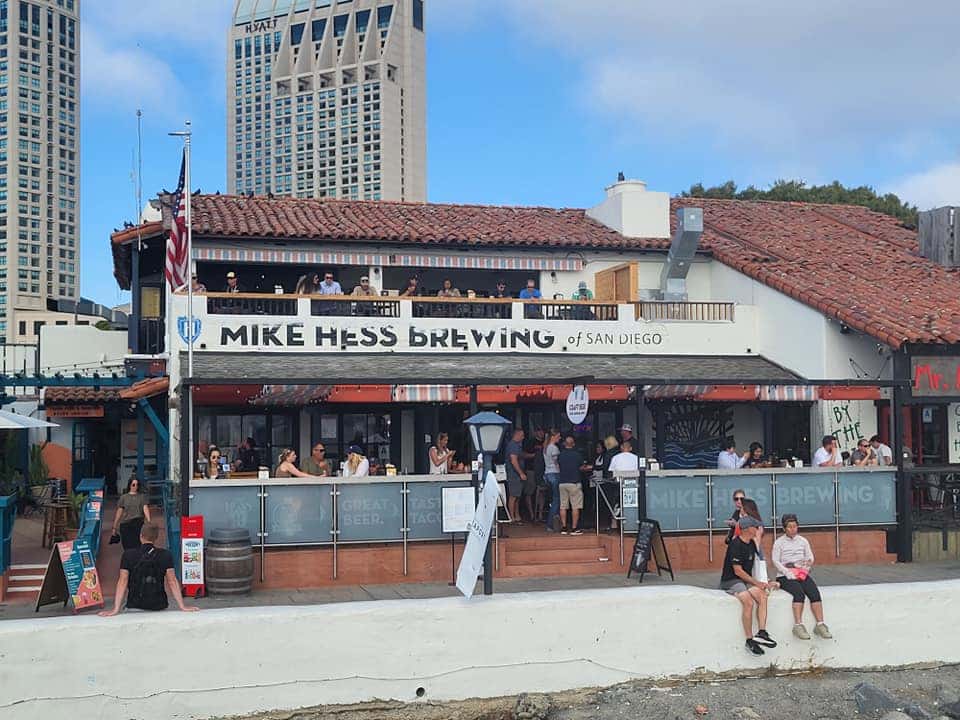 My Food Delivery-vs.-Pickup Quirk, Magic Manny & A Marvel Snub at Comic-Con